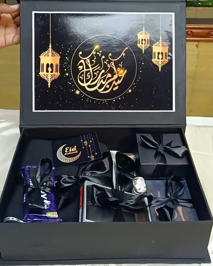 Send Online Gifts in Pakistan